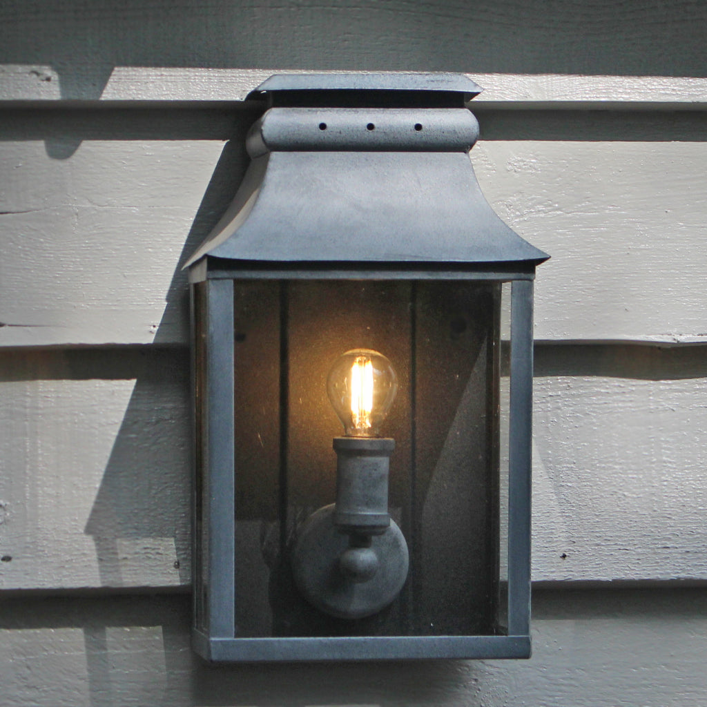 Blenheim Coach Lamp Outdoor Light – Urban Grow UK Ltd