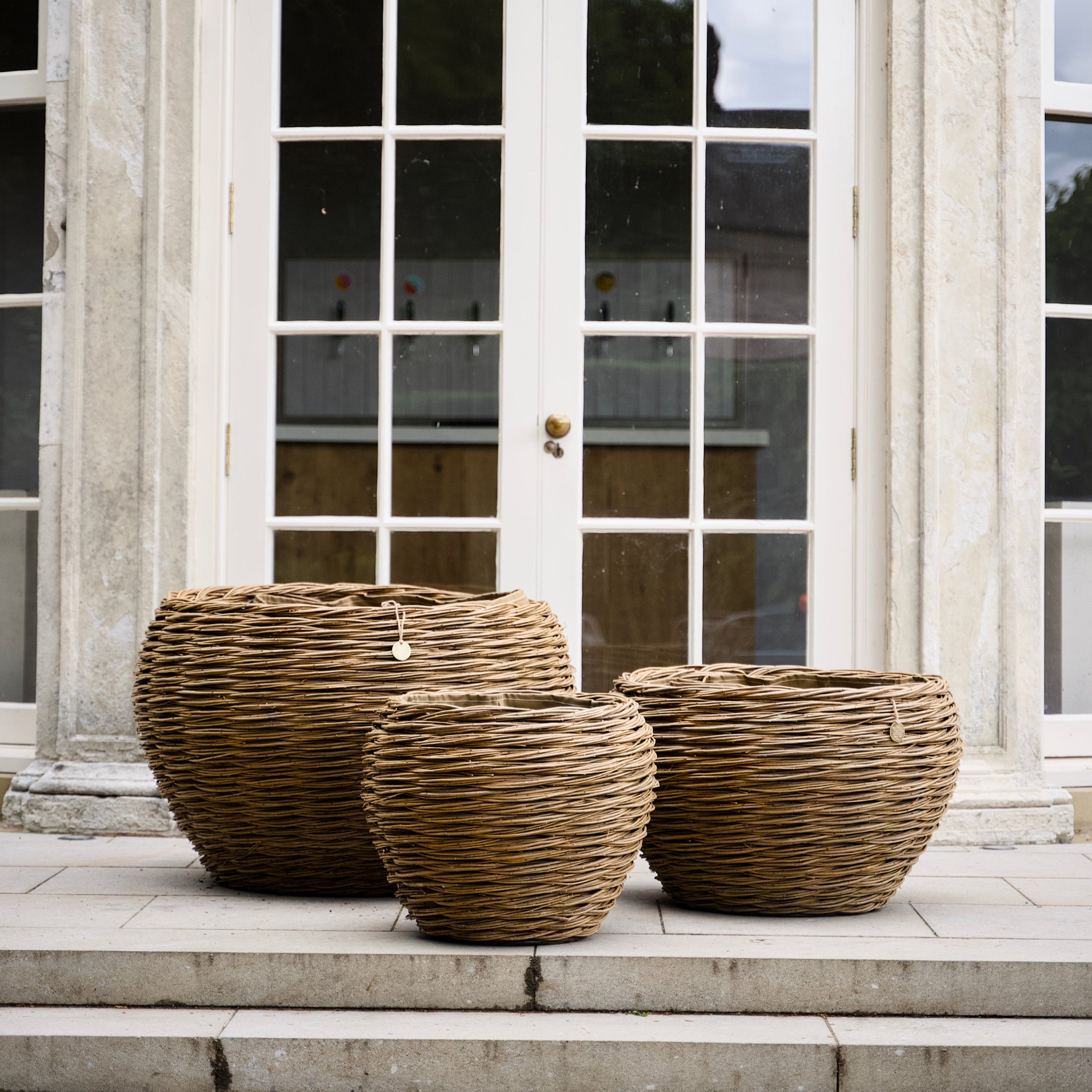 Set Of Four Woven Willow Round Planters – Urban Grow UK Ltd