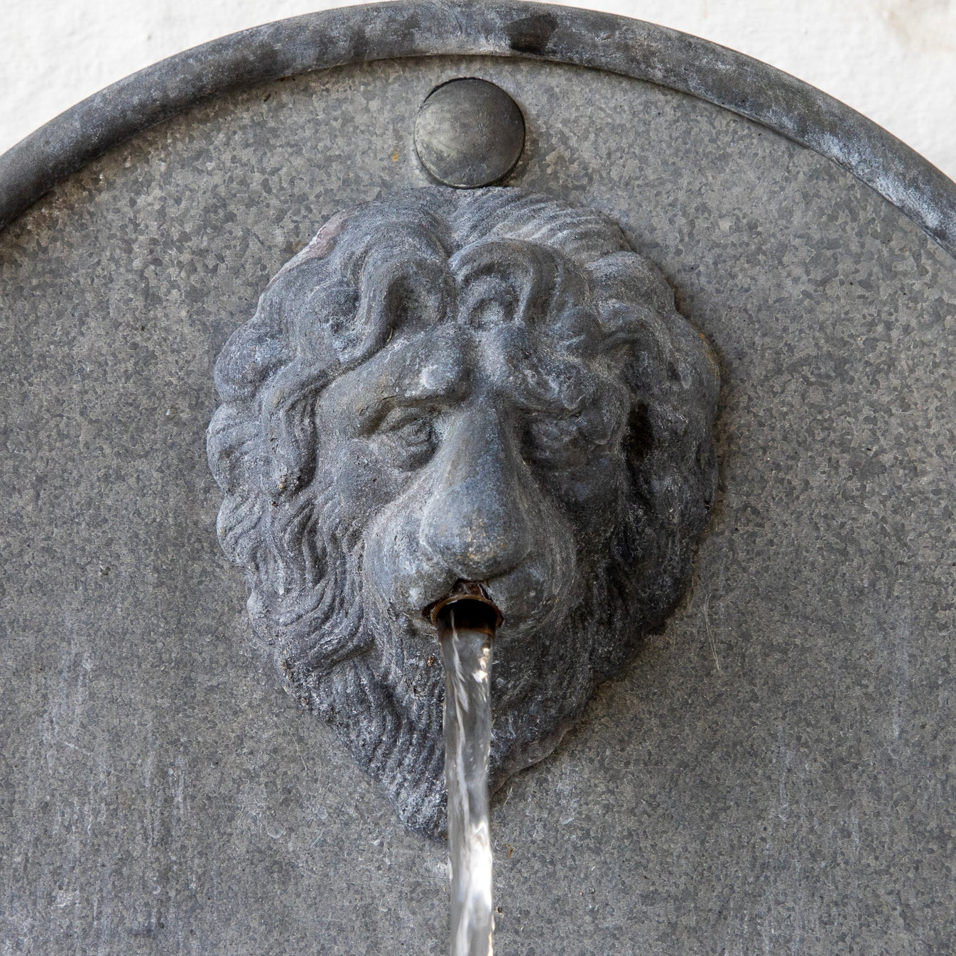 Traditional Galvanised Steel Water Feature Trough – Urban Grow UK Ltd